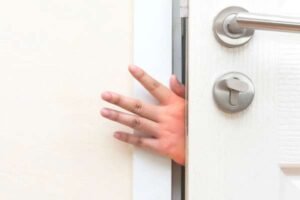 How To Pop A Bedroom Door Lock